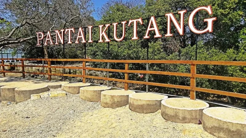 Jejak Sejarah Pantai Kutang: Dari Nama Unik hingga Destinasi Wisata ...